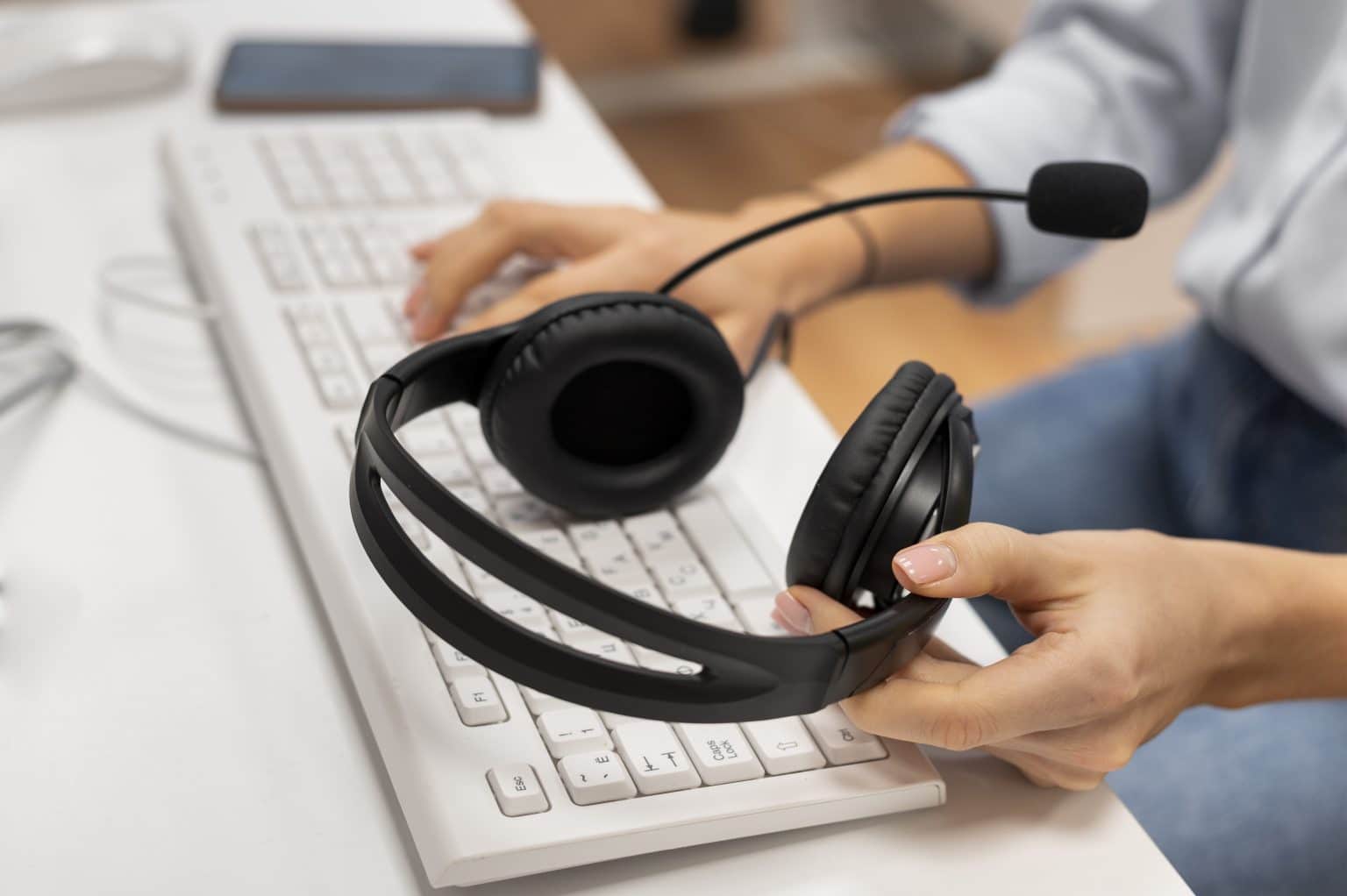 ¿Qué es un Contact Center? Definición y beneficios | Nuxiba